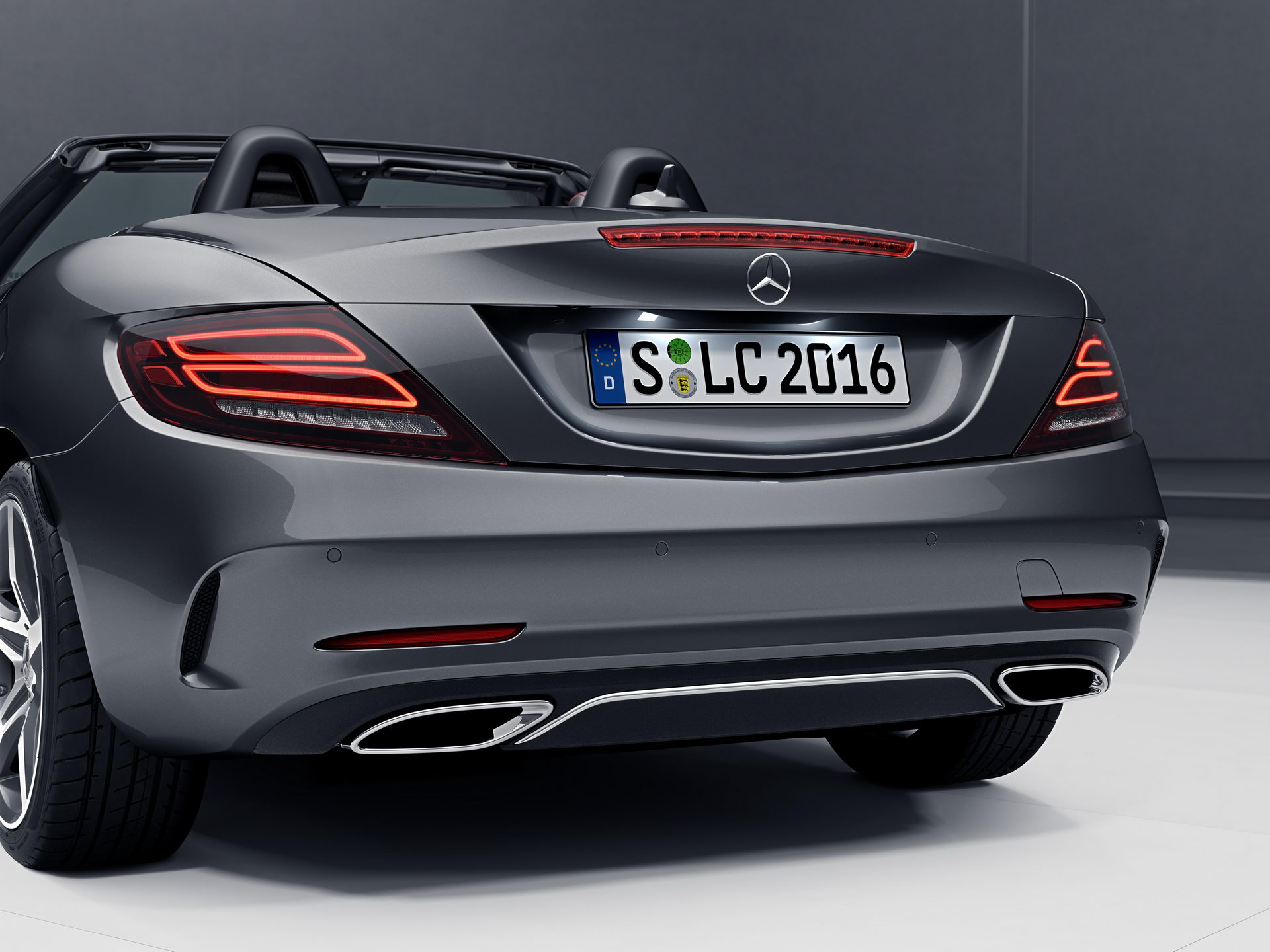 SLC Roadster – Mercedes-Benz Trinidad and Tobago